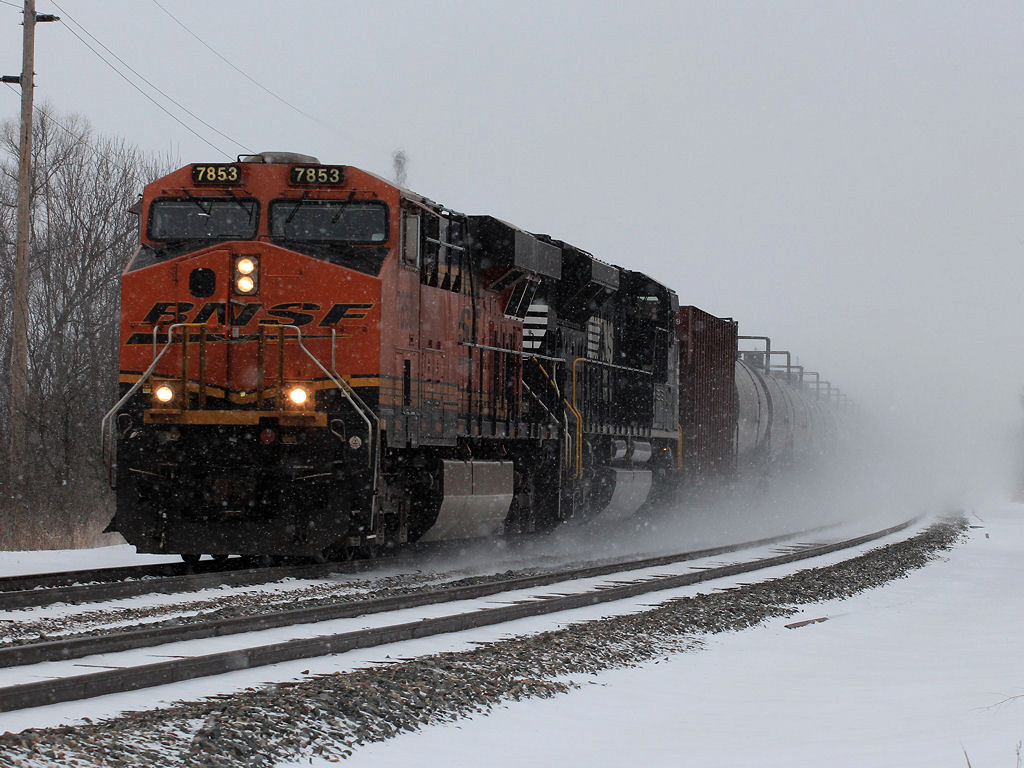 BNSF 7853